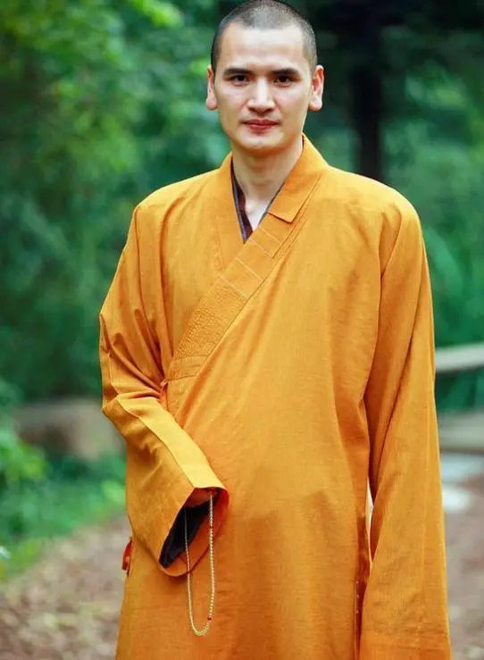 He is the most handsome monk in China. He was chased by hundreds of ...