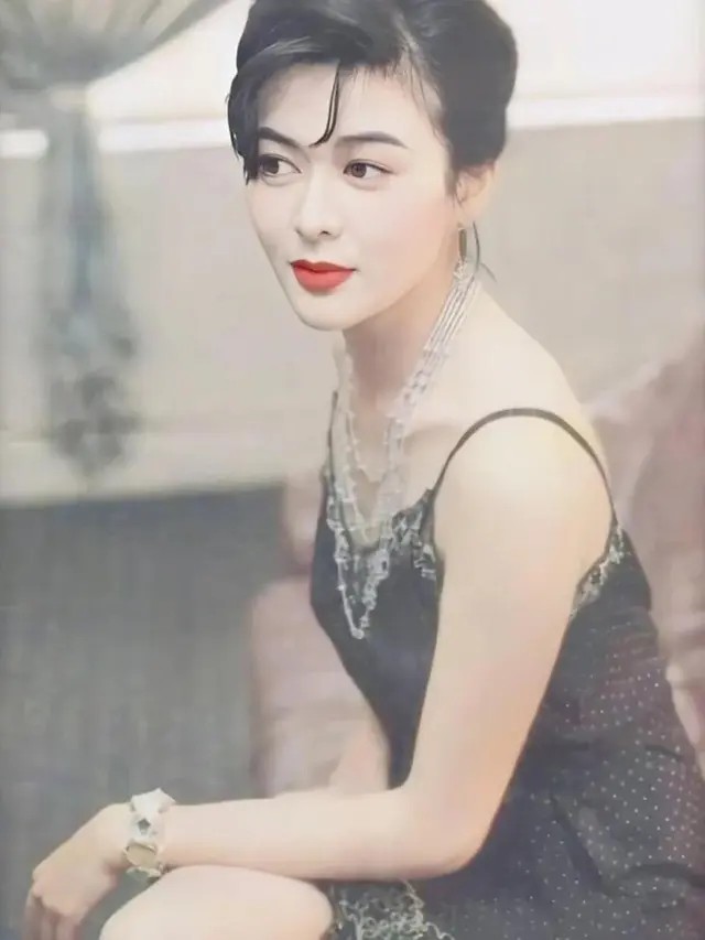 Beautiful and empty, who will pass on Fanghua? - gossip| DayDayNews