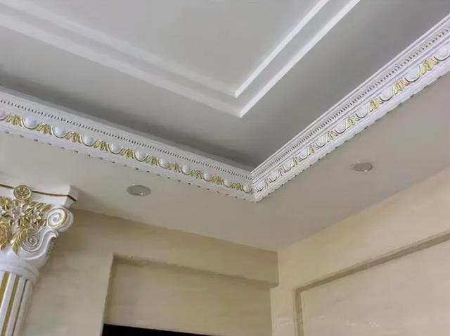 The new house uses PU line for the ceiling instead of plaster line, PU ...